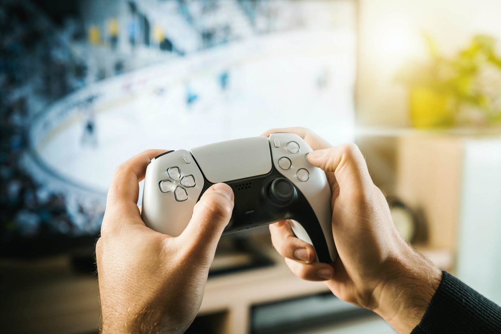 Playing video games improves your decision-making skills | World ...