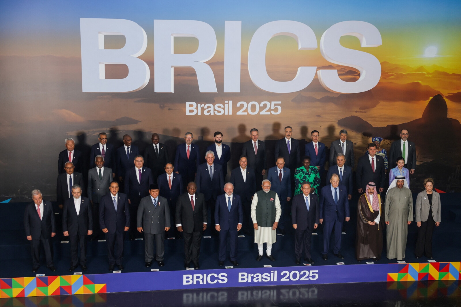 Buzzwords and phrases you might hear at Davos 2025 | World Economic Forum