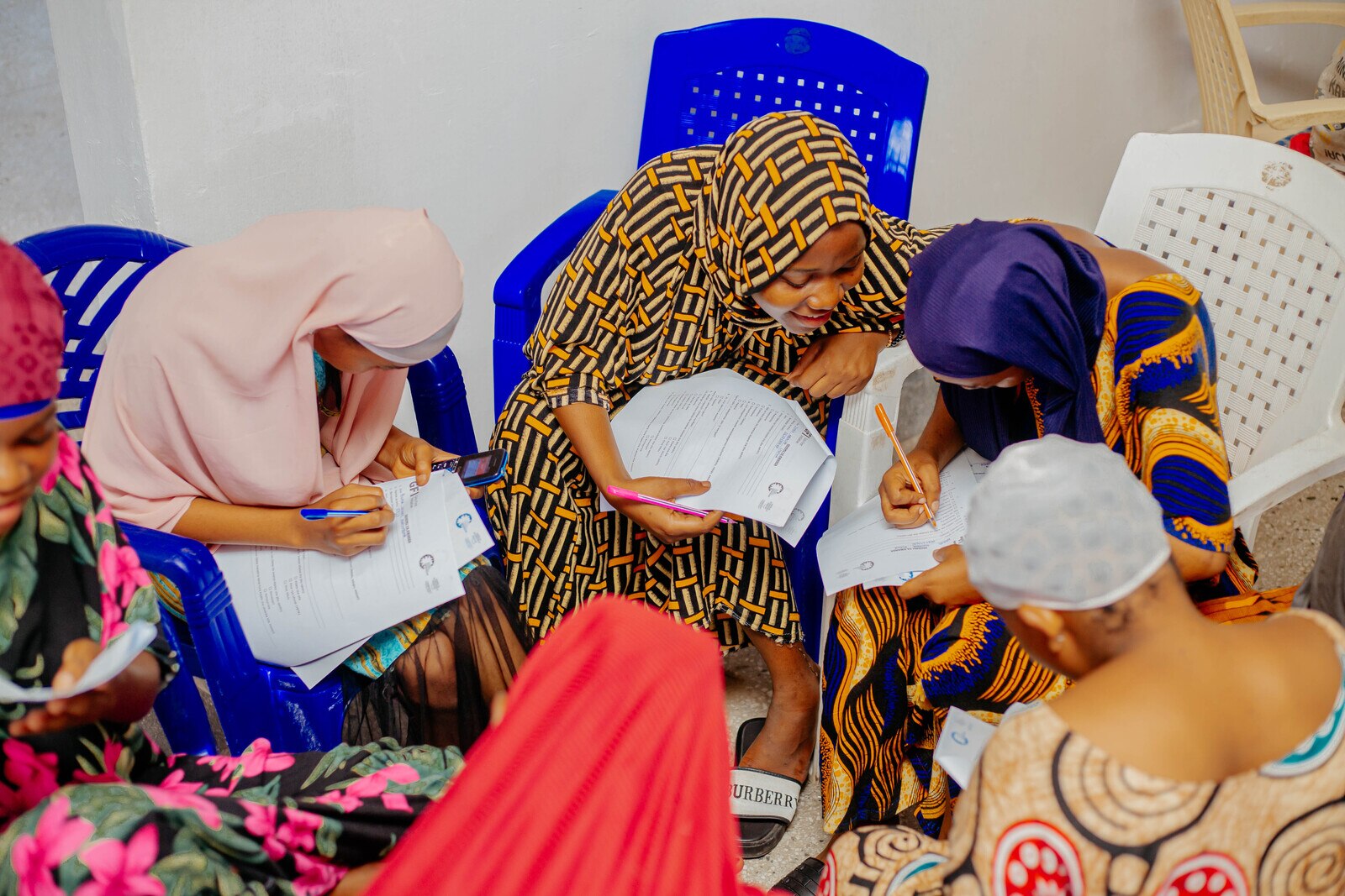 This remarkable video shows how humans spread across the Earth over ...