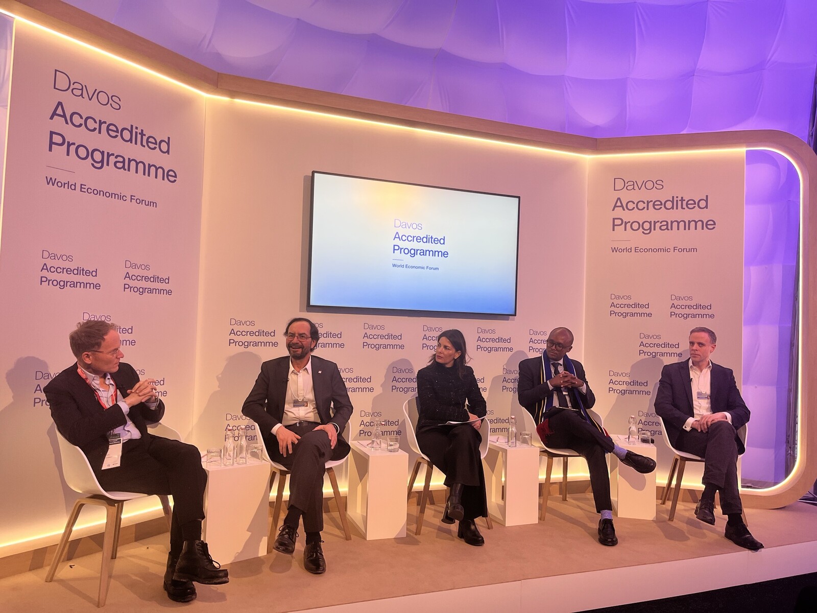 How to ensure the safety of modern AI agents and multi-agent systems ...