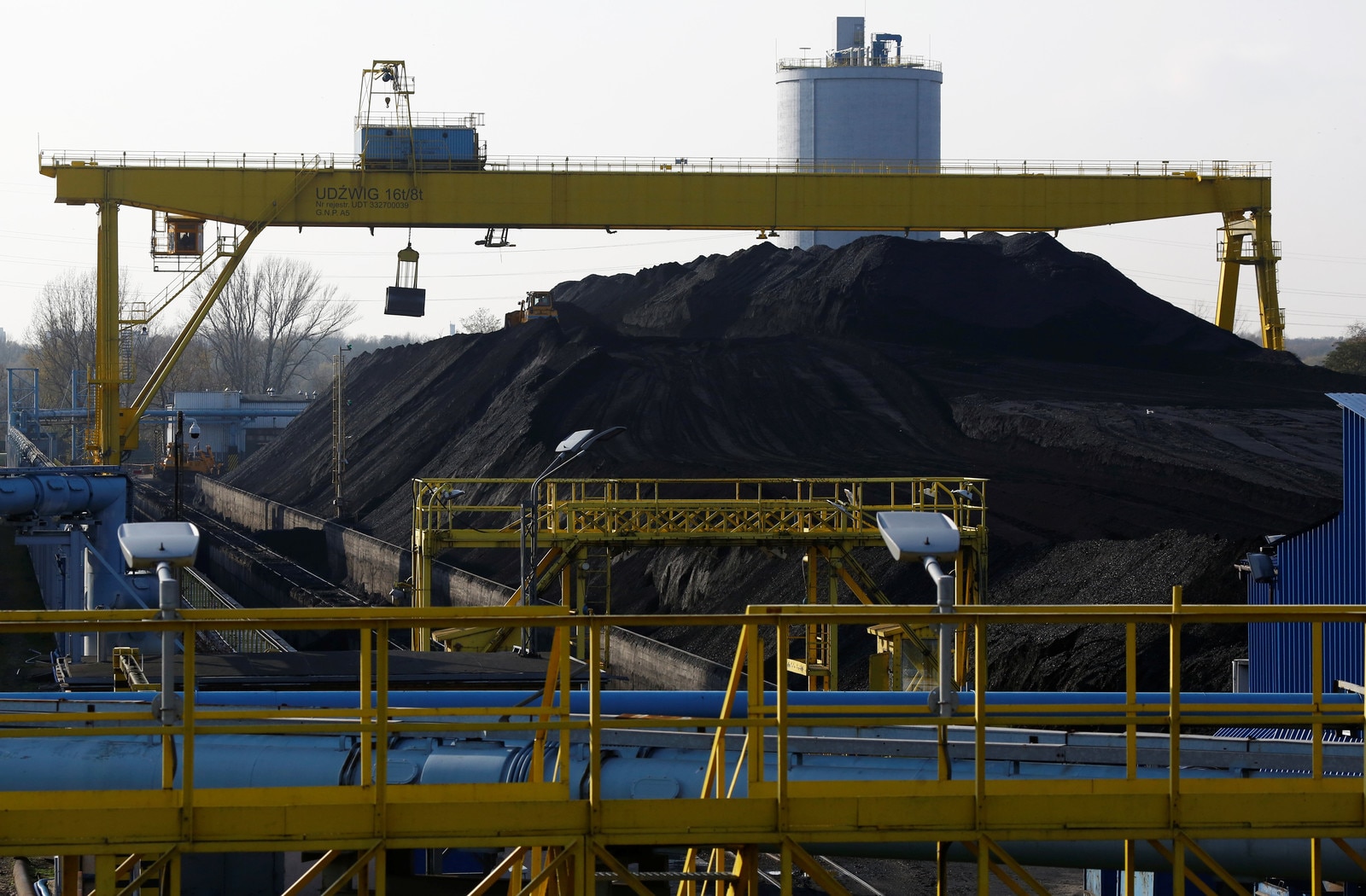 Coal emissions must fall, but energy security is vital | World Economic ...