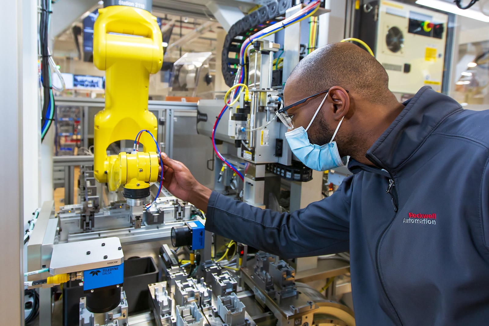 Advanced manufacturing: 3 priorities for better partnerships | World ...