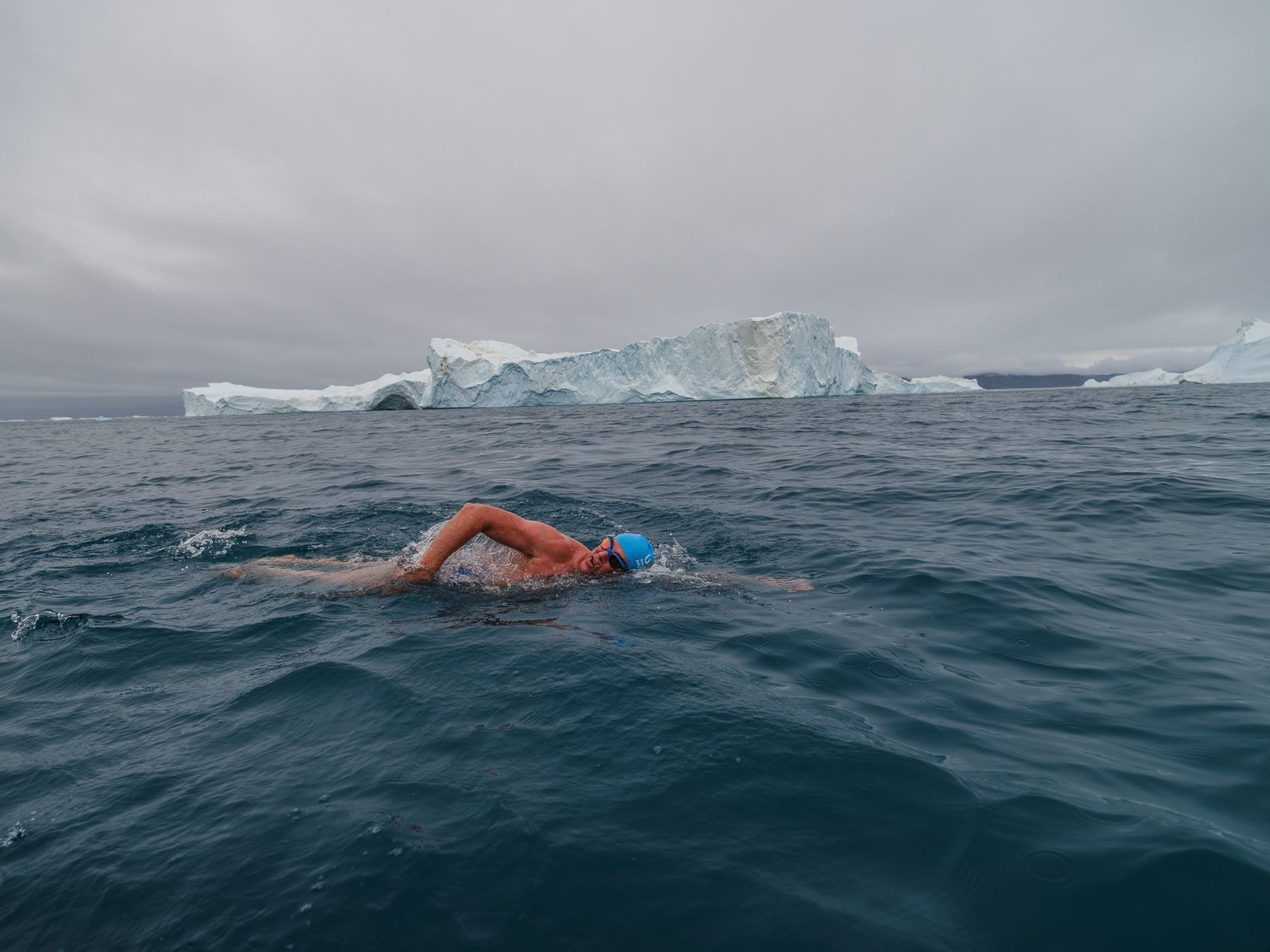 The man who spent 12 gruelling days swimming in the Arctic | World ...