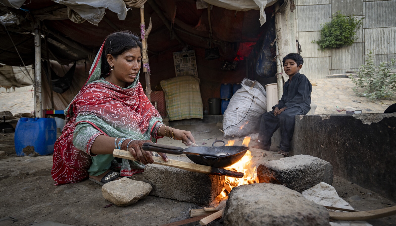 How clean energy for home and healthcare benefits children | World ...