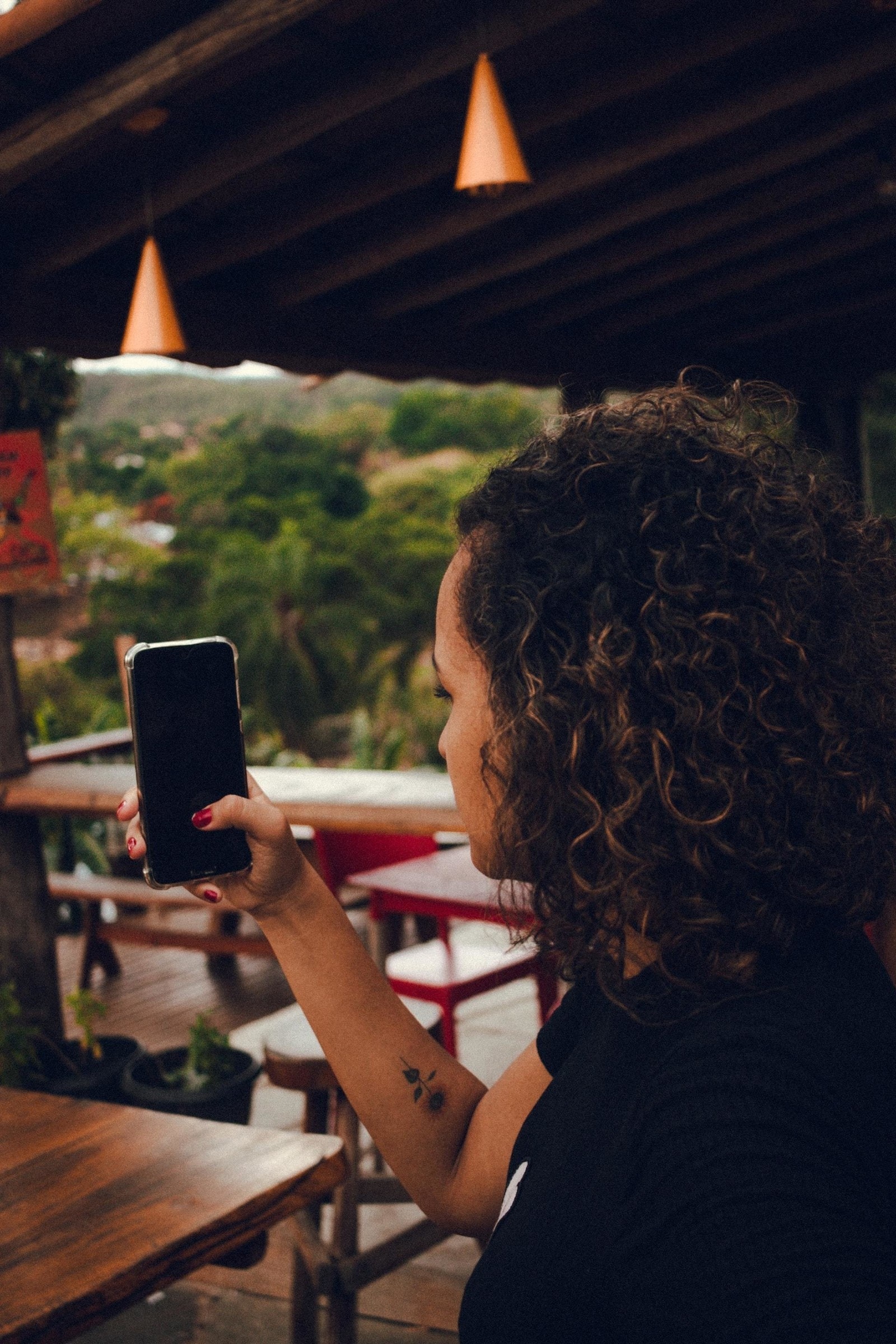 The rise and rise of media on your mobile phone - in one chart | World ...