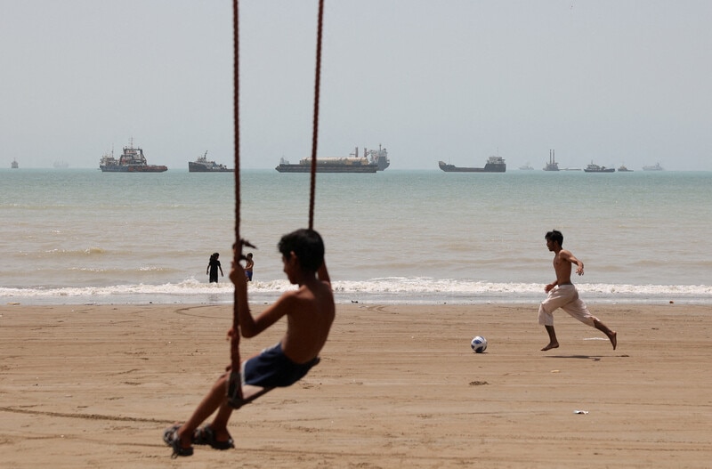 Here's what chief economists see for a bumpy year ahead | World ...