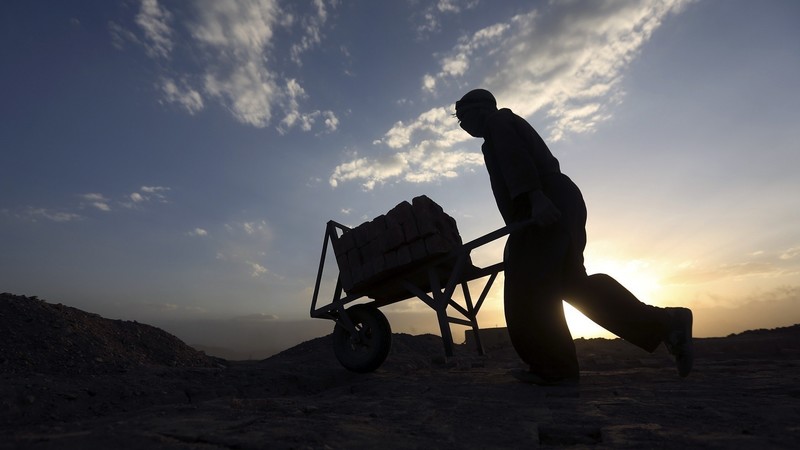 What has forced labour got to do with poverty? | World Economic Forum