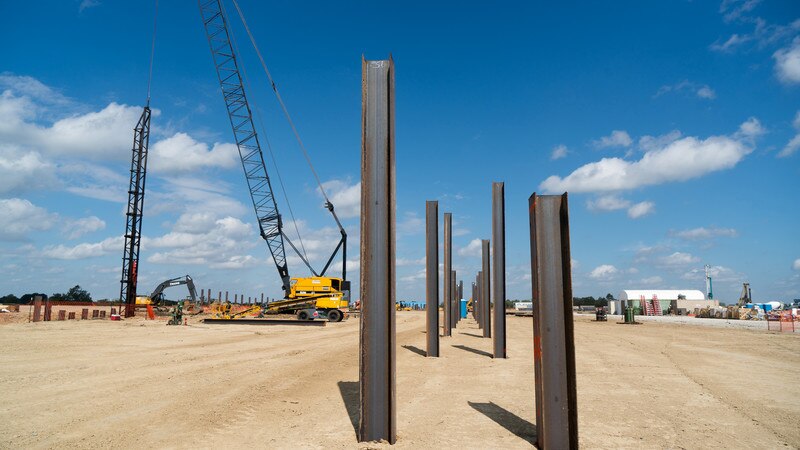 Why is private investment in public infrastructure declining? | World ...