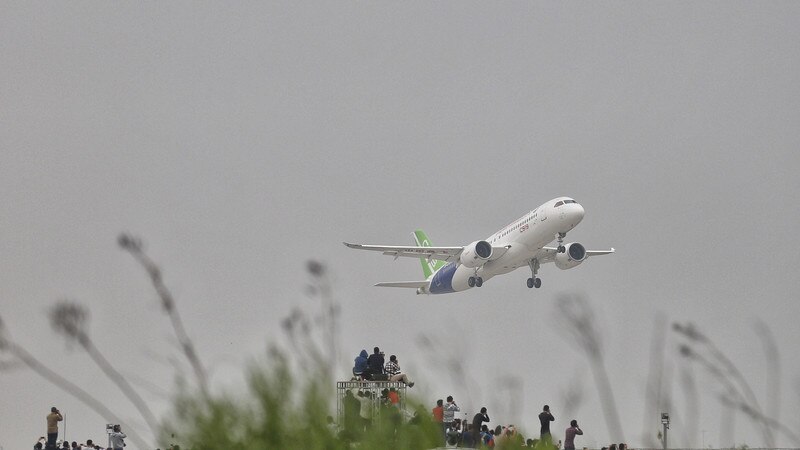 China's home-grown passenger jet has completed its maiden flight ...