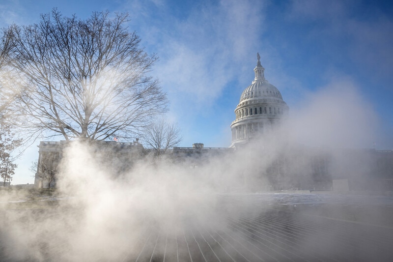 All eyes on the US, as chief economists predict a turbulent year for ...