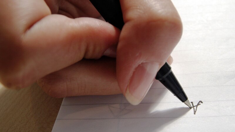Why it’s better to take notes by hand | World Economic Forum