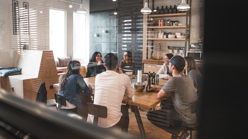 How to create a positive learning environment for work teams | World ...