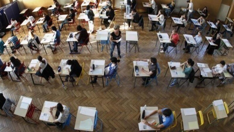 How do academically gifted students spend their time? | World Economic ...