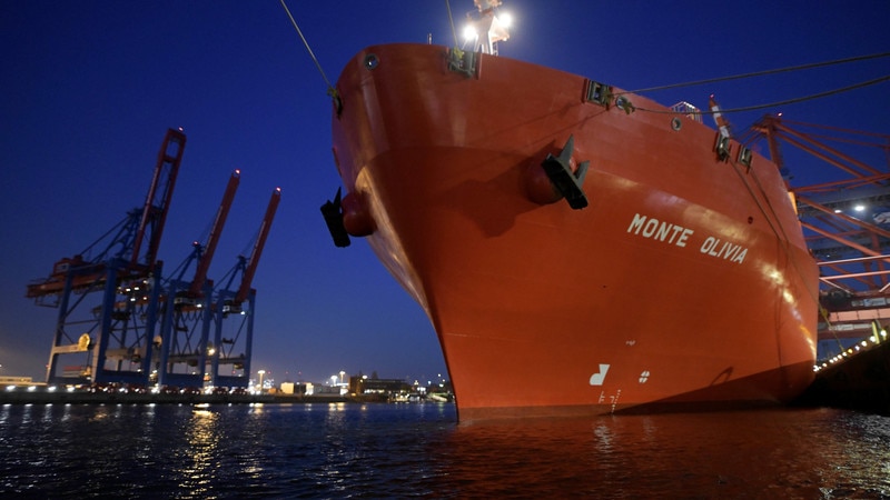 A shipping leader on how to keep supply chains moving in a pandemic ...