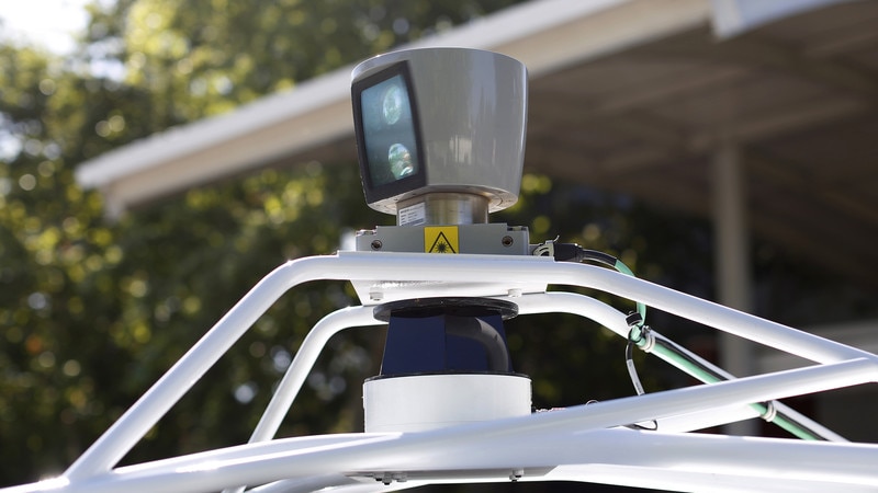 Self-driving cars: a spy on every street? | World Economic Forum