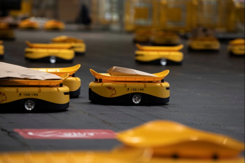 Robots speed up Greece's postal service | World Economic Forum