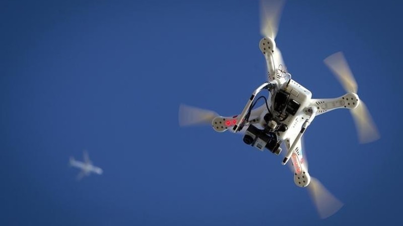 Researchers are using virtual-reality to train drones | World Economic ...