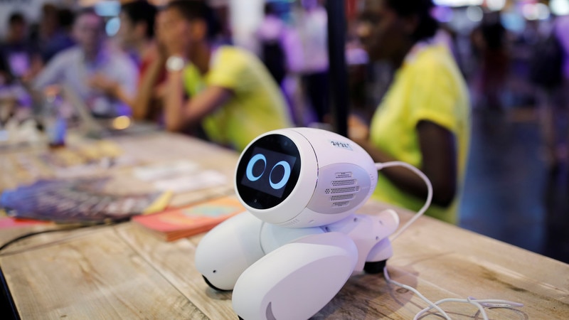 A Facebook chatbot recently created its own non-human language | World ...