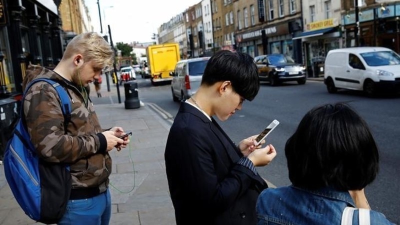 You're addicted to socializing, not your smartphone | World Economic Forum