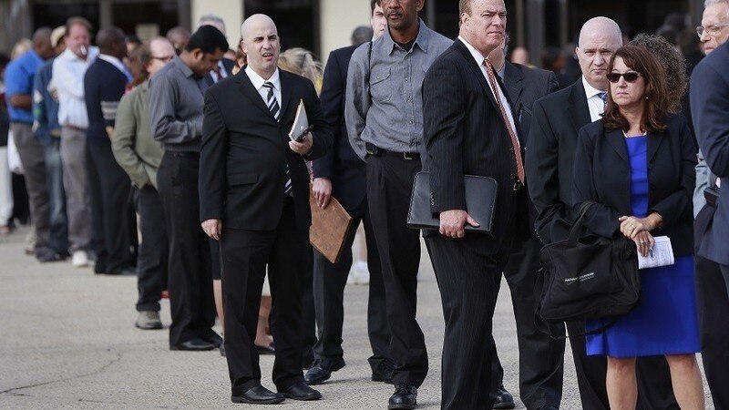 How low-cost labour market information benefits job seekers | World ...