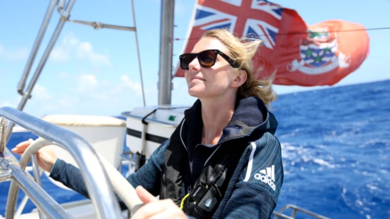Making waves: Female round-the-world crew to fight ocean plastic ...