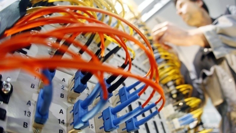 Are governments trying to “take over” the Internet? | World Economic Forum