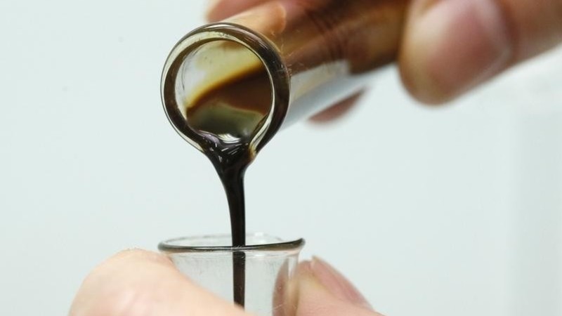 How oil flows in and out of every major region around the world | World ...