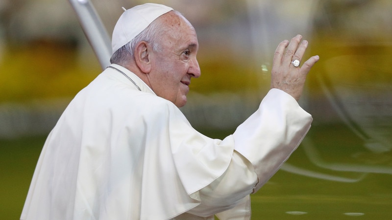 Japan displays technological abilities with an AI welcome for Pope ...