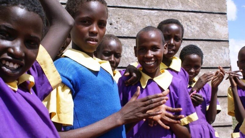 How mobile schools are bringing education to girls in rural Kenya ...