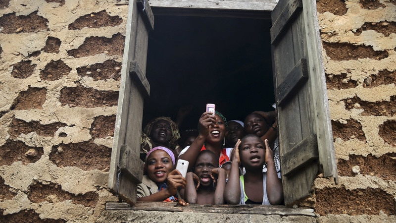 Is the world-changing impact of mobile phones a myth? | World Economic ...