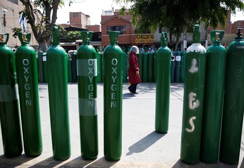 Scientists are working on a cheaper way to produce medical oxygen ...