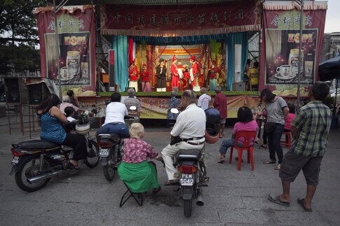 How to use tourism for development while preserving local culture ...