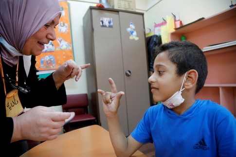 International Day of Sign Languages: how business can make a difference ...