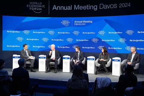 Building Equitable Transitions: Green and Fair > World Economic Forum ...