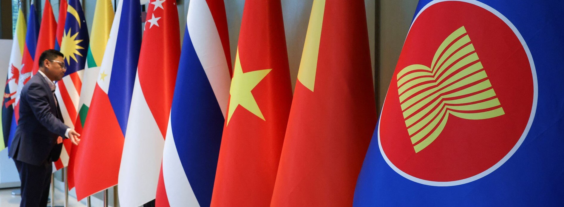 Learn about the WEF ASEAN DEAL project and key insights on the region's ...